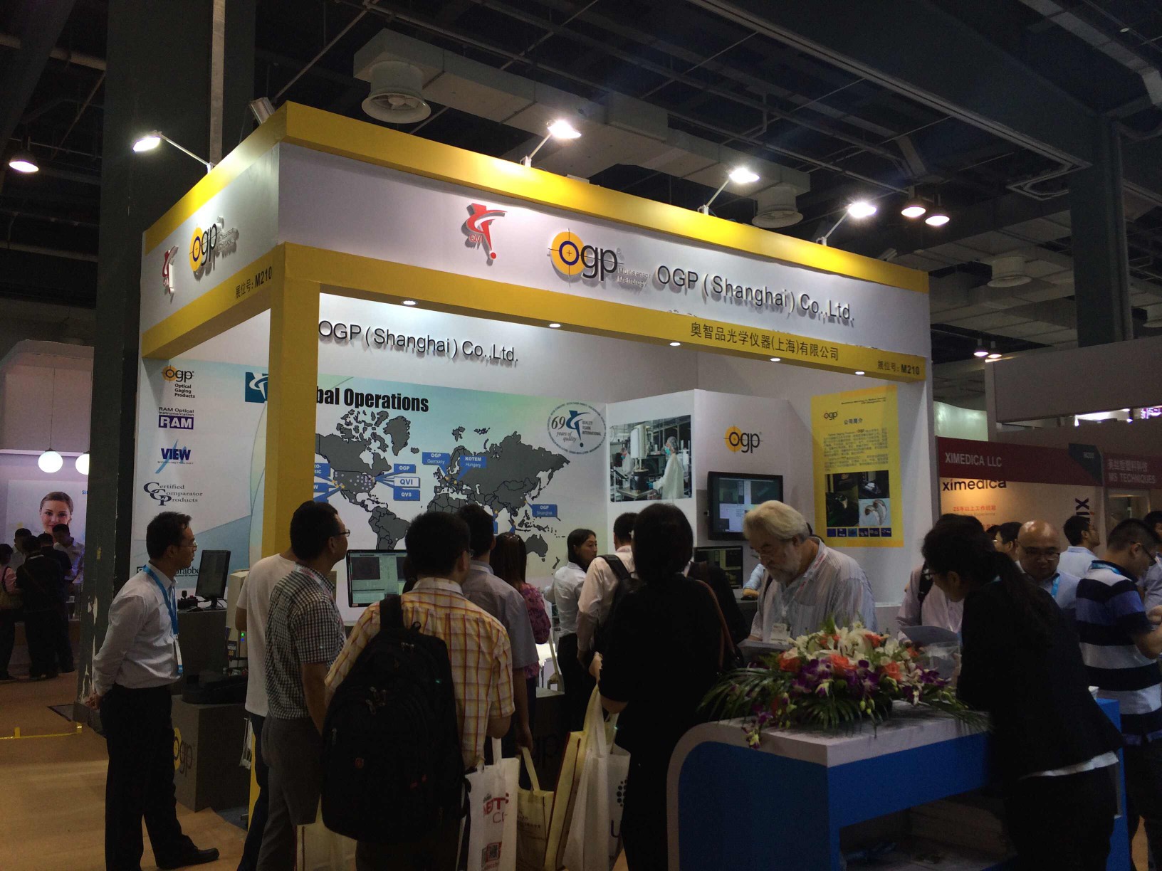 Welcome to OGP Booth at Medtec 2014-奥智品光学仪器